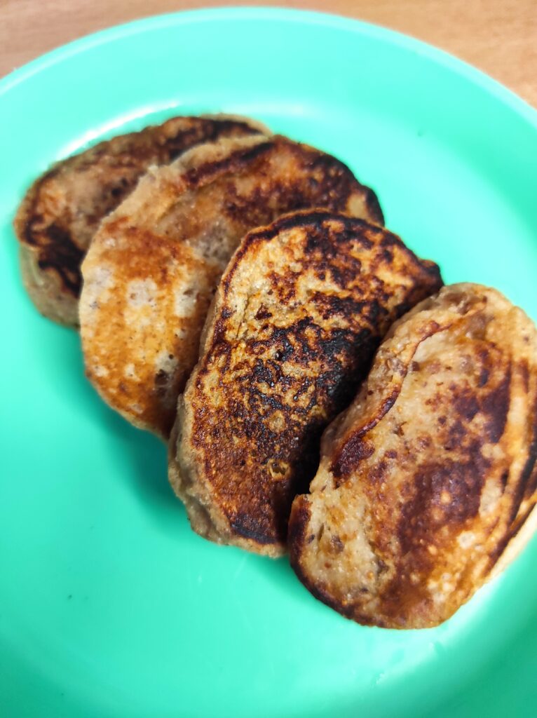 PALAČINKE OD SMOKVE I DATULE – HanaMamaKana